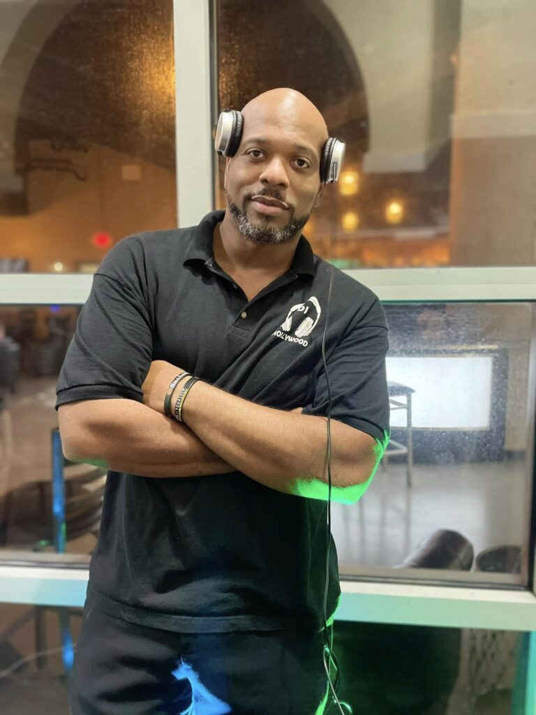 DJ HOLLYWOOD – Southernlistic Radio